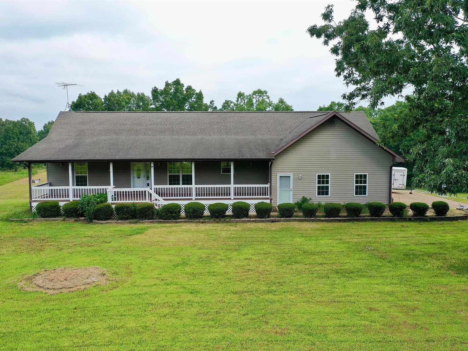 77 Gaddy Ln, Tecumseh, MO 65760 | MLS #132132 | Zillow