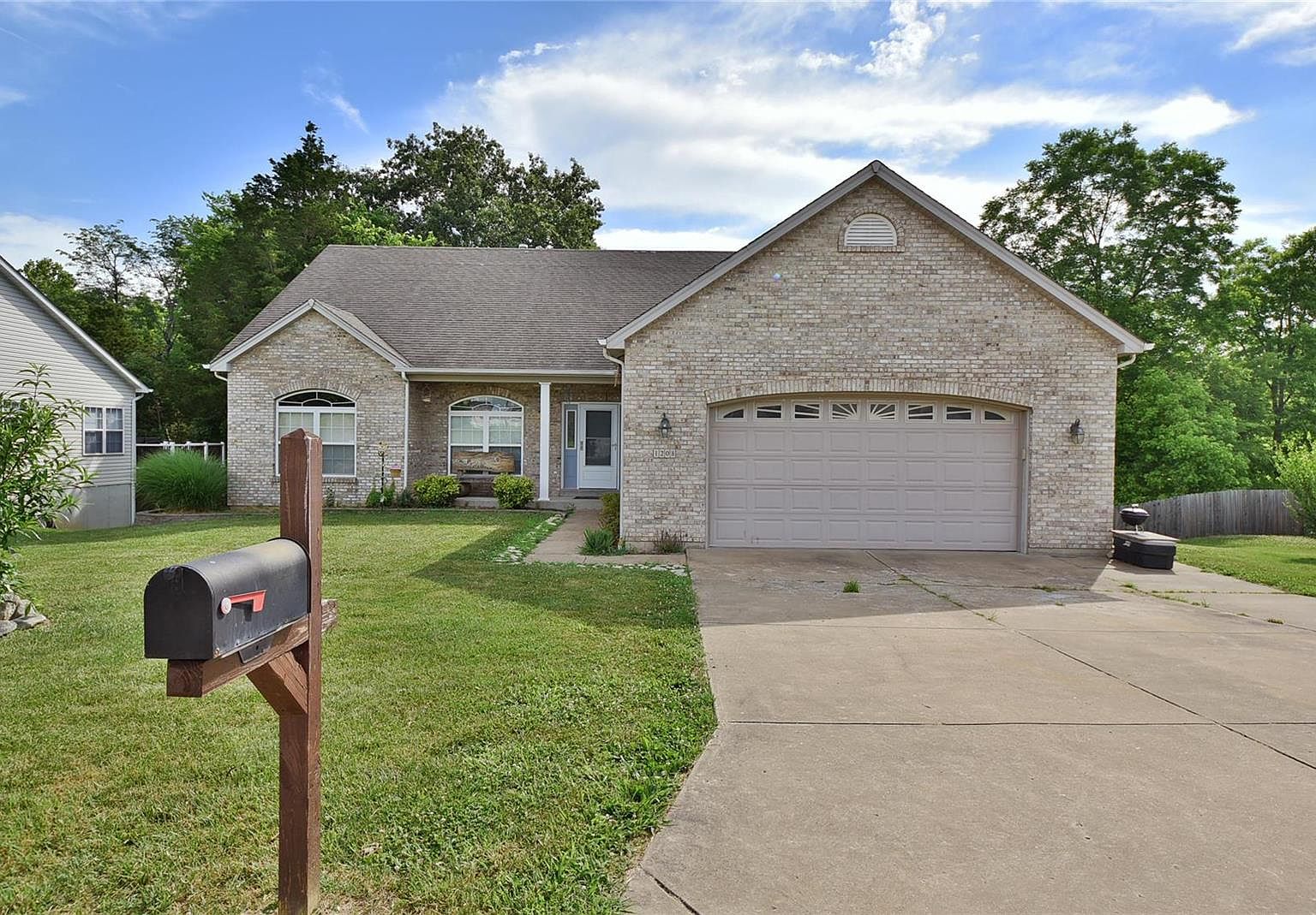1208 Crystal Cv, Festus, MO 63028 | Zillow