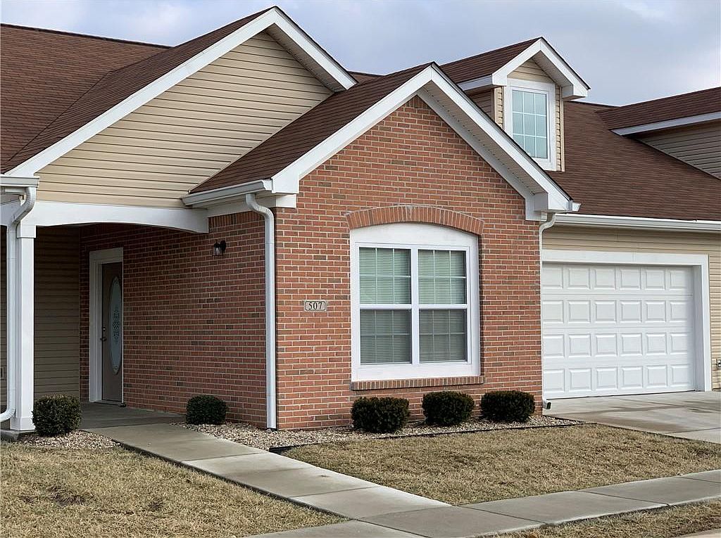 505 Maple Leaf Dr, Greencastle, IN 46135 | Zillow