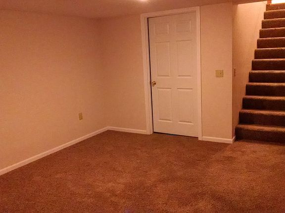 621 Blunt St, Clay Center, KS 67432 | Zillow