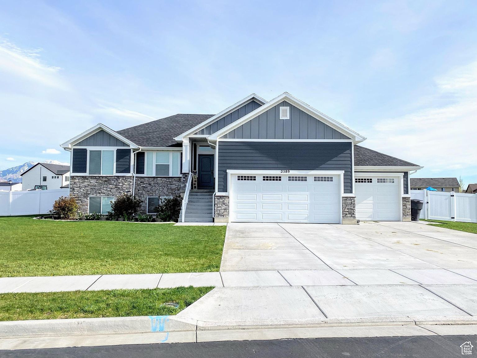 2589 W 2900 N, Farr West, UT 84404 | MLS #1994385 | Zillow