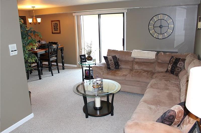 27620 Evergreen Run Imperial PA | Zillow