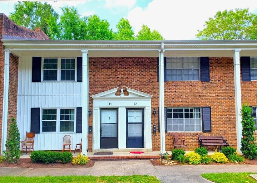 1002 Willow Dr Chapel Hill NC | Zillow