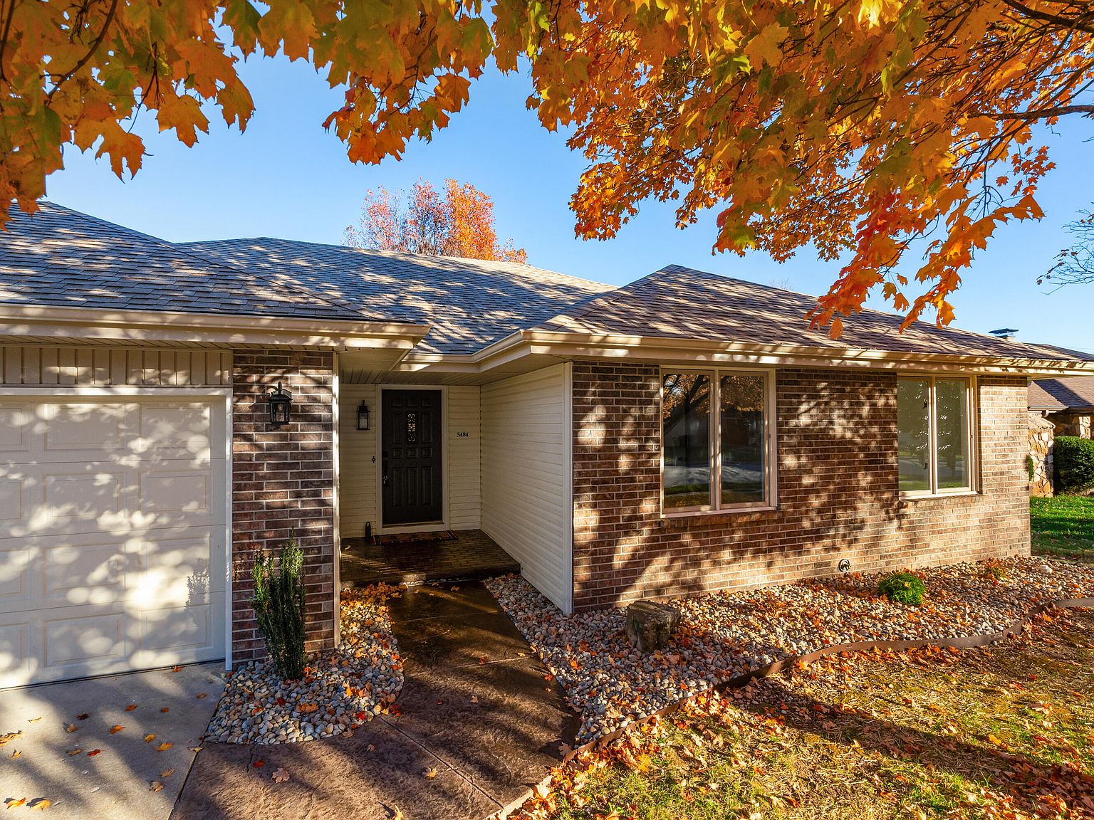 5484 S Stonegate Avenue, Springfield, MO 65810 | Zillow