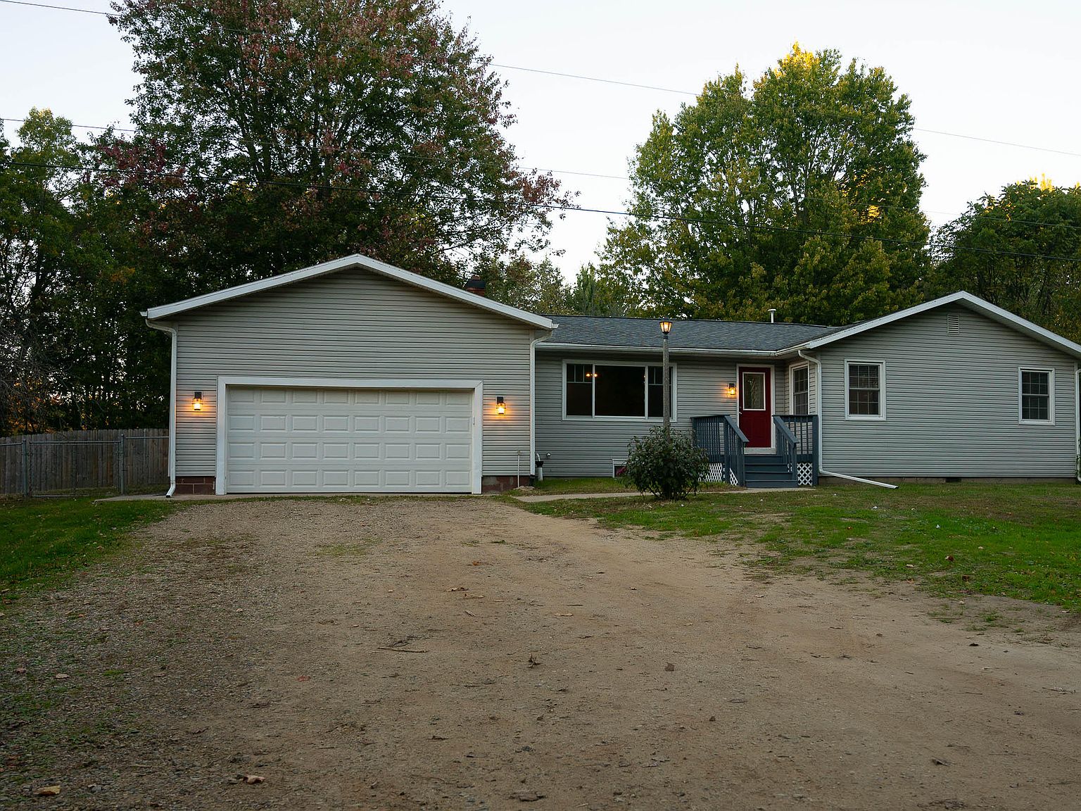 46178 78th Ave, Decatur, MI 49045 | MLS #24053467 | Zillow