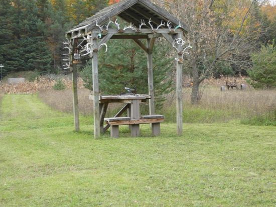 4075 Dann Rd, Alpena, MI 49707 | Zillow