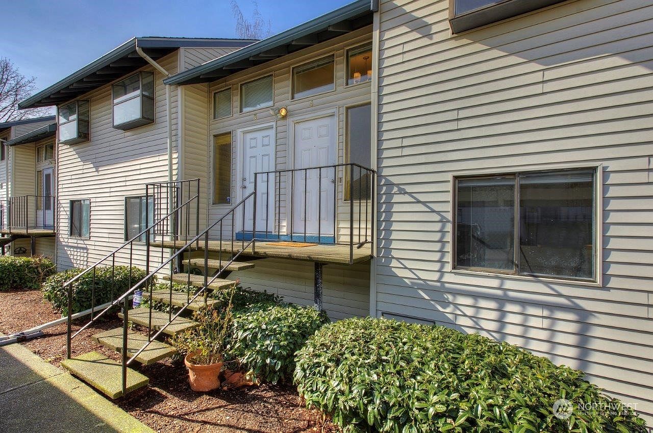 1313 W James Street UNIT 4, Kent, WA 98032 | Zillow