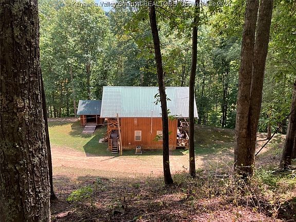 586 Grannies Crk, Amma, WV 25005 | MLS #274289 | Zillow