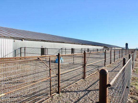 10861 County Road 110, Carthage, MO 64836 | MLS #242811 | Zillow