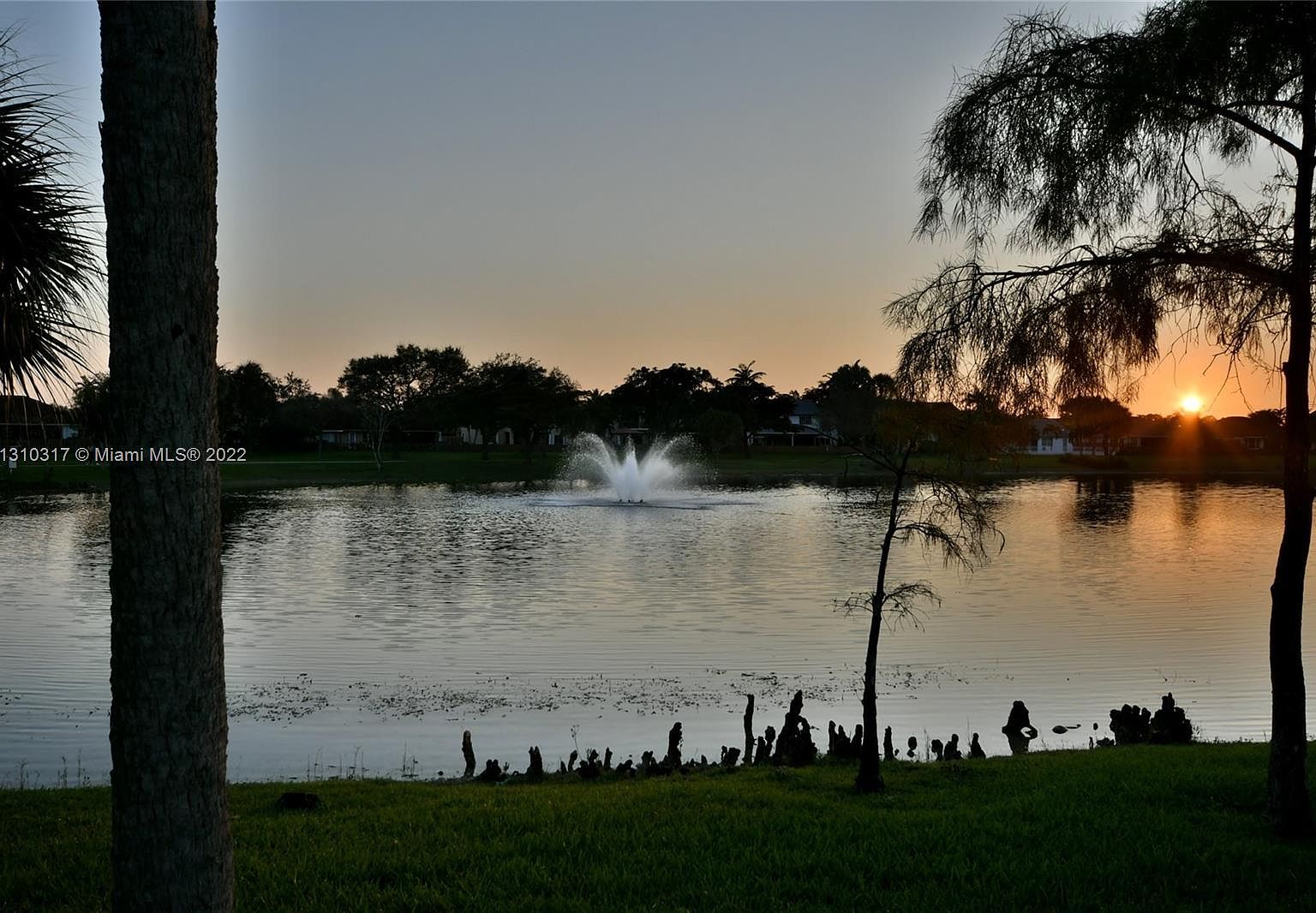 15860 SW 106th Ter, Miami, FL 33196 | Zillow