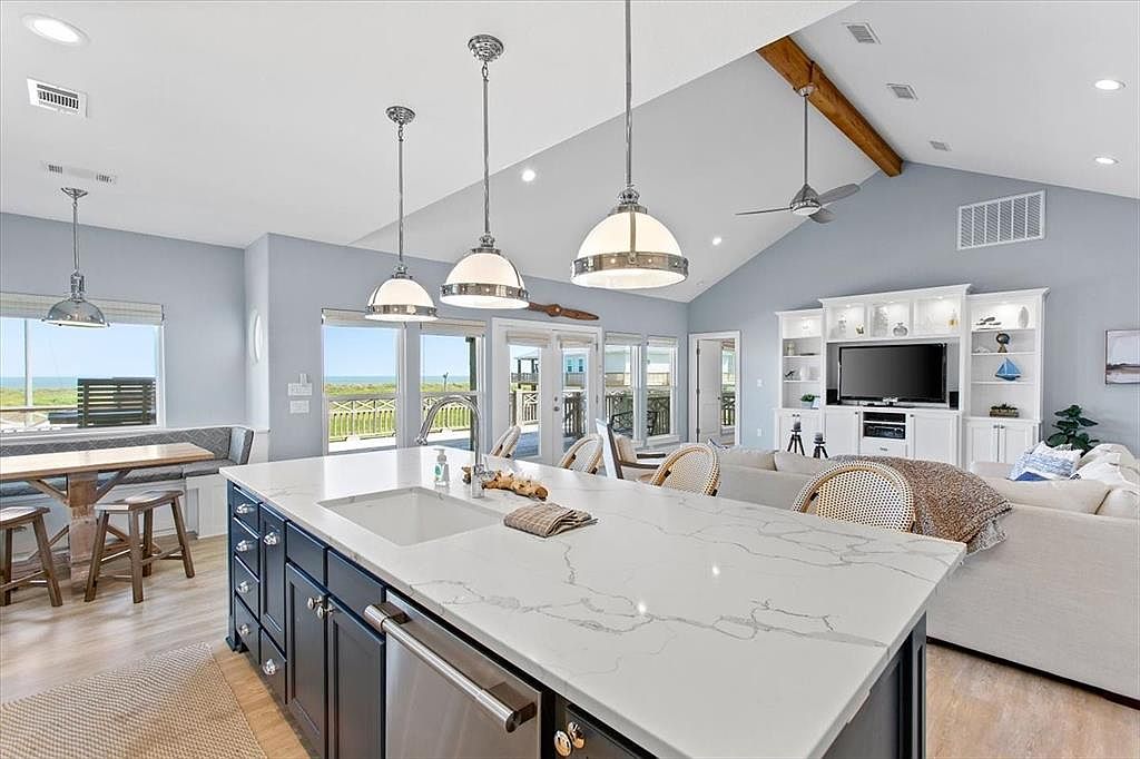 4426 Strand Ave, Port Bolivar, TX 77650 | MLS #52160781 | Zillow