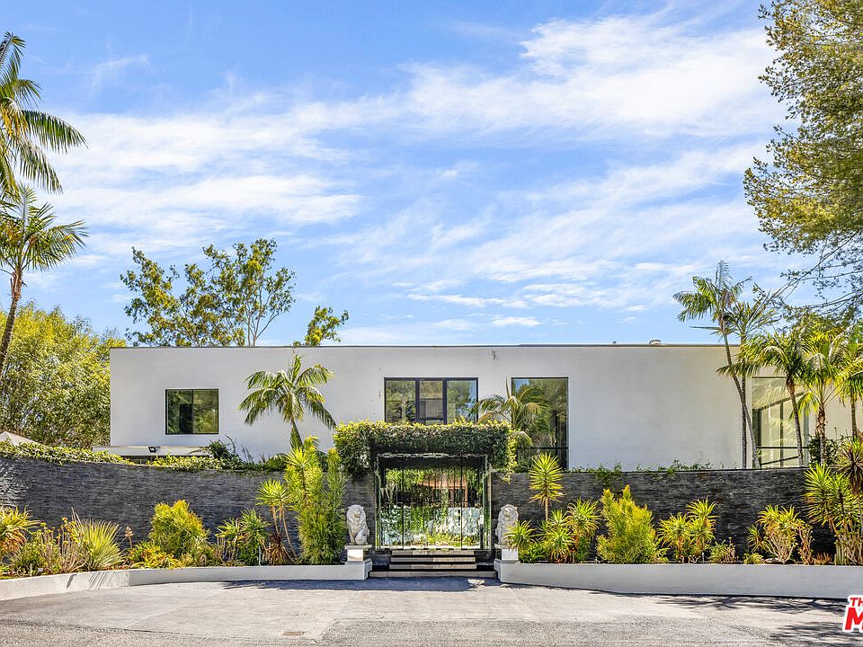 1024 Summit Dr, Beverly Hills, CA 90210 | MLS #22-190597 | Zillow