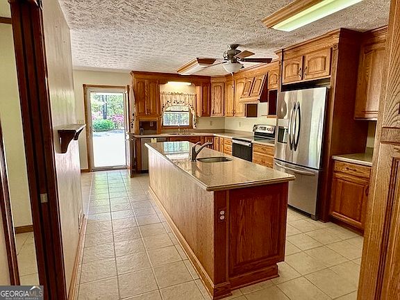 183 Busbin Rd, Fayetteville, GA 30215 | Zillow