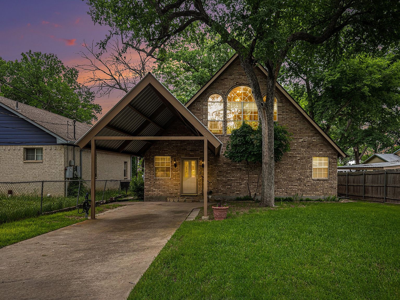 1139 E Lake Dr, Weatherford, TX 76087 | MLS #20589445 | Zillow
