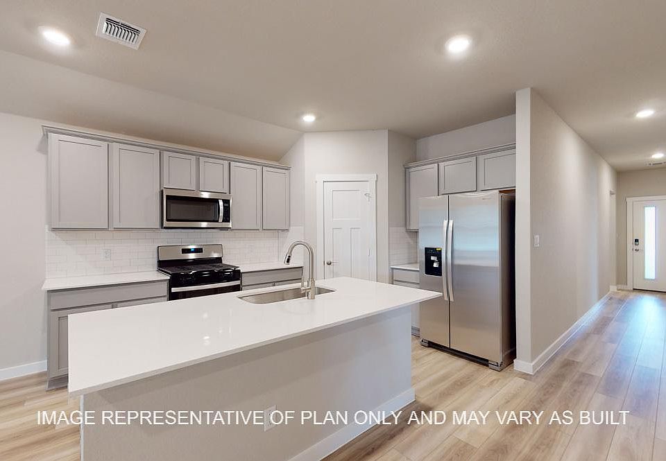 Easton Plan, Yowell Ranch, Killeen, TX 76542 | Zillow