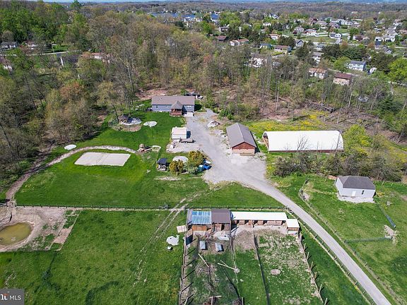 2940 Stoney Point Rd, East Berlin, PA 17316 | MLS #PAAD2012880 | Zillow