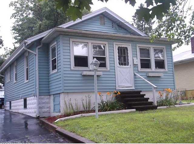 28 Draper Ave, Meriden, CT 06450 | Zillow