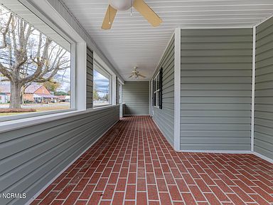 304 W Hargett Street, Richlands, NC 28574 | Zillow