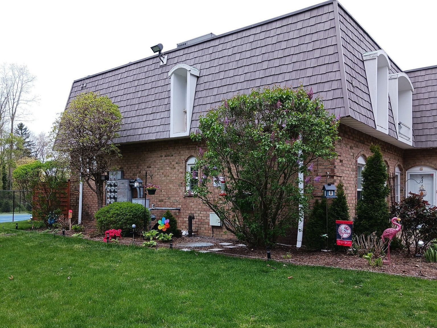 655 Middle Country Rd APT 8C1, Coram, NY 11727 | Zillow