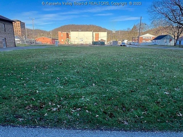 4825-27-29 Washington Ave SE, Charleston, WV 25304 | Zillow