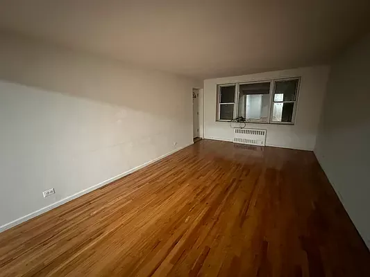 2700 Henry Hudson Parkway East #3A in Spuyten Duyvil, Bronx | StreetEasy