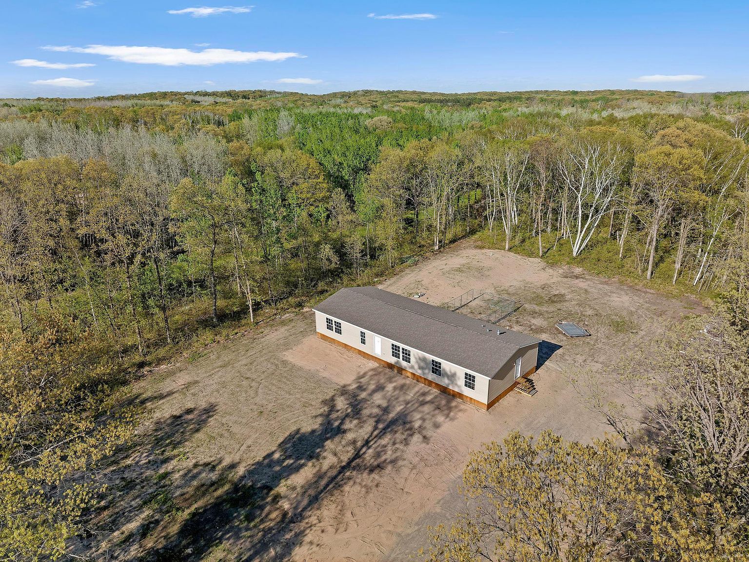 28514 E Horseshoe Lake Rd, Merrifield, MN 56465 | MLS #6388599 | Zillow
