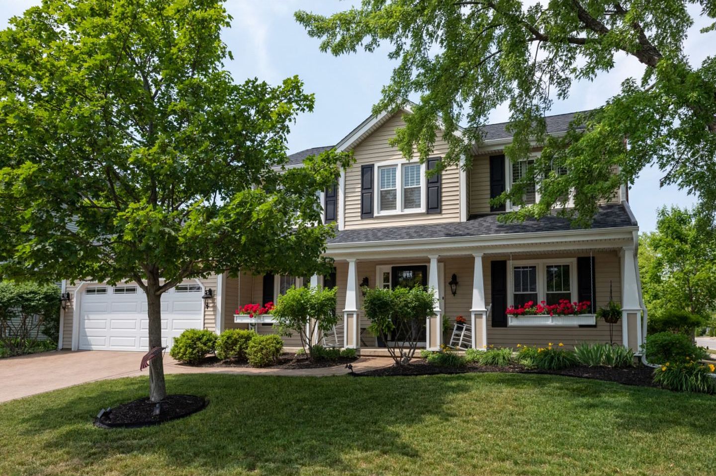 27W276 Victoria Ln, Winfield, IL 60190 | Zillow