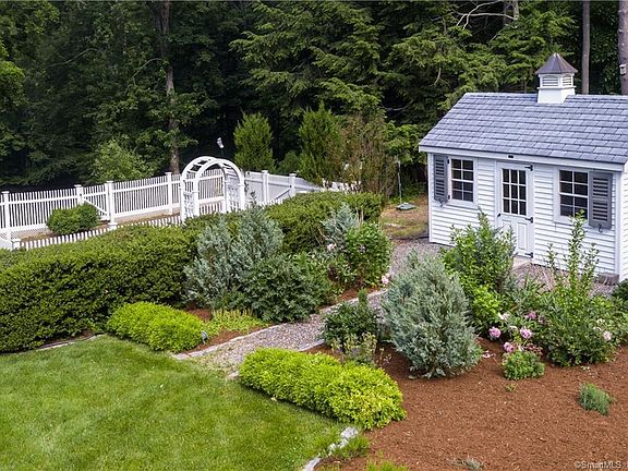 135 Middle Haddam Rd, East Hampton, CT 06456 | MLS #170576299 | Zillow