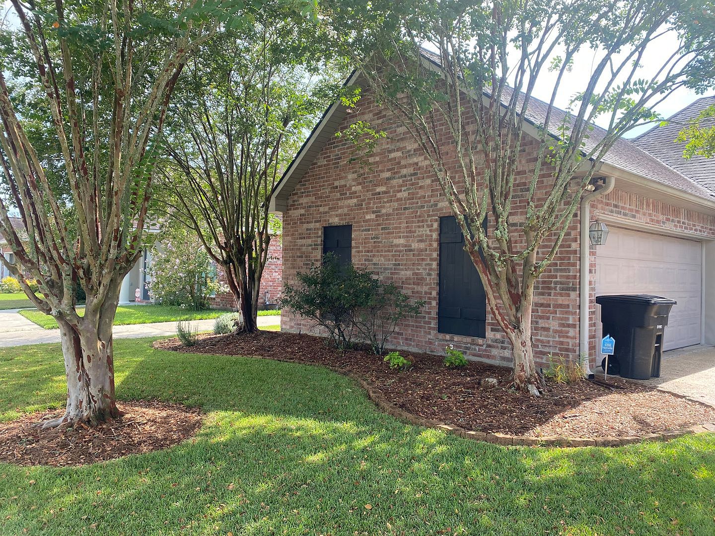 2008 Hunters Trail Dr, Baton Rouge, LA 70816 | Zillow