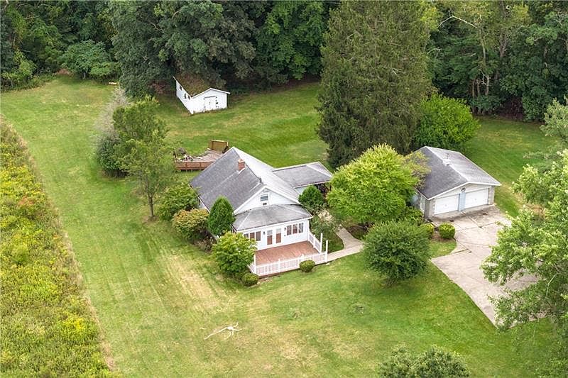 1991 Saxonburg Blvd, Tarentum, PA 15084 | MLS #1625458 | Zillow