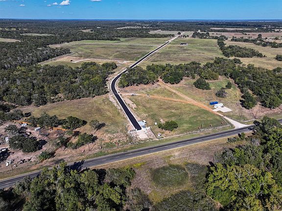 165 Highland Dr, Cameron, TX 76520 | MLS #21054719 | Zillow