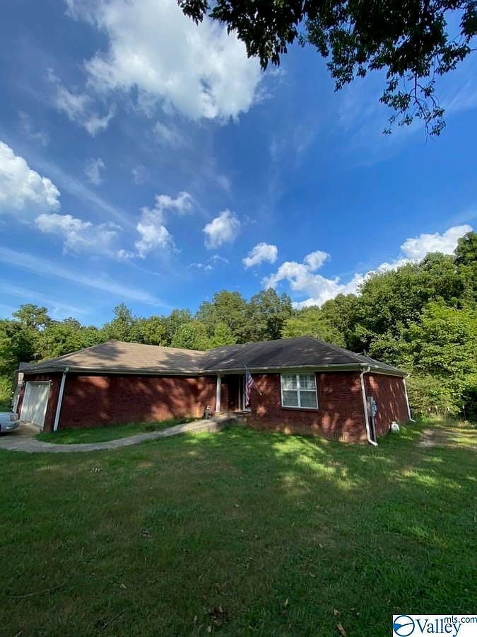 17 Farm Supply Rd, Union Grove, AL 35175 | Zillow