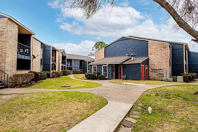 2446 Westridge St, Houston, TX 77054 | Zillow