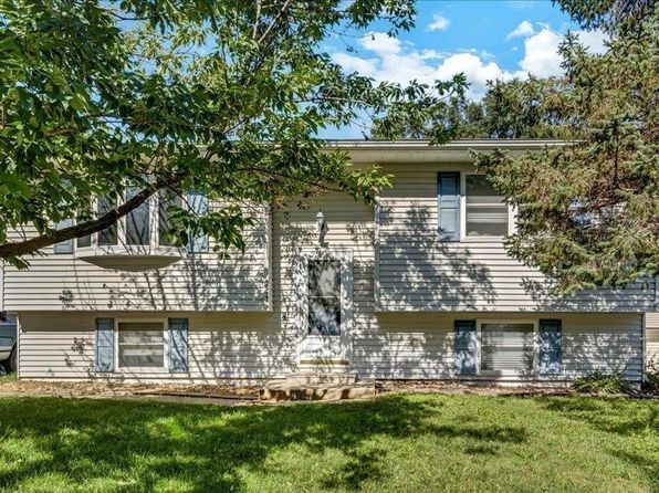 Waterloo Real Estate - Waterloo IA Homes For Sale | Zillow