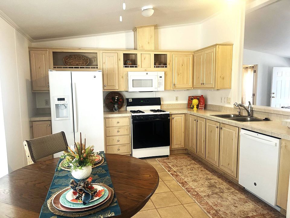 Club House - 9351 E 28th St Yuma AZ | Zillow