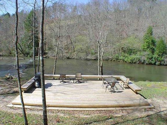 24 Howells Holw, Dawsonville, GA 30534 | Zillow