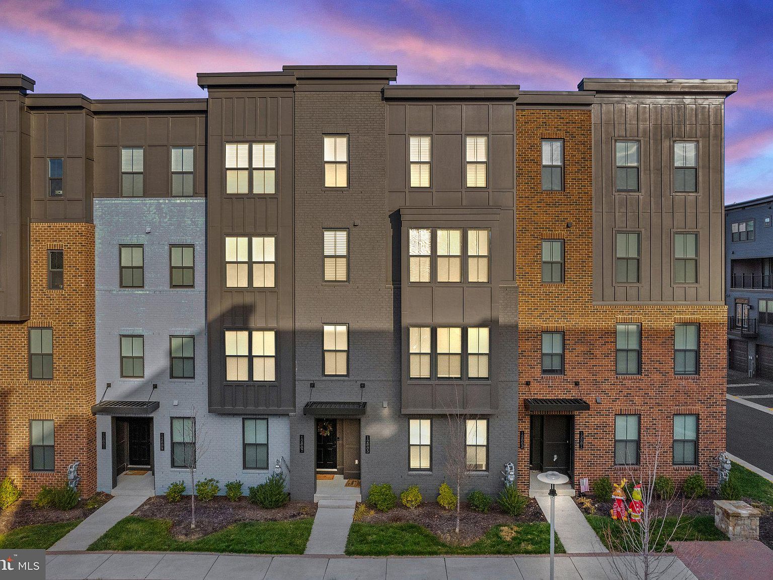 12887 Sunrise Ridge Aly, Herndon, VA 20171 | Zillow