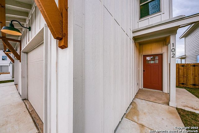 13818 End Gate Ln #102, San Antonio, TX 78231 | Zillow