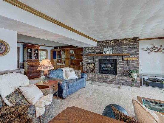 W9561 Lake Dr, Edgerton, WI 53534 | Zillow