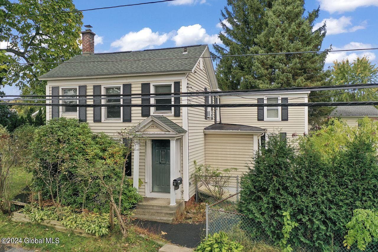 44 Russell Road, Albany, NY 12203 | Zillow