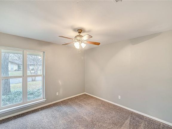 236 Cooper Dr, Hurst, TX 76053 | Zillow