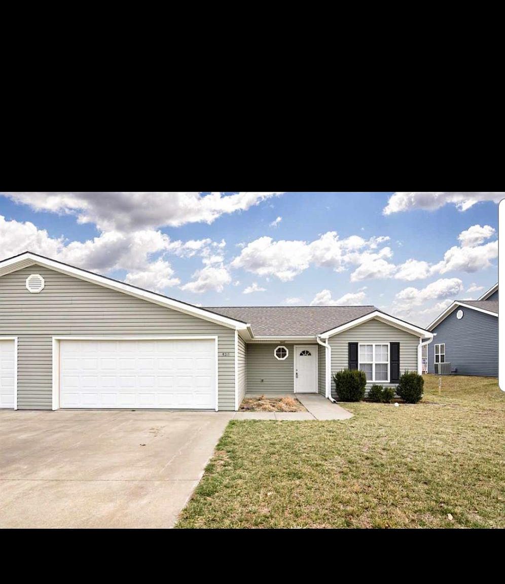 520 Stone Pointe Dr, Manhattan, KS 66503 | Zillow