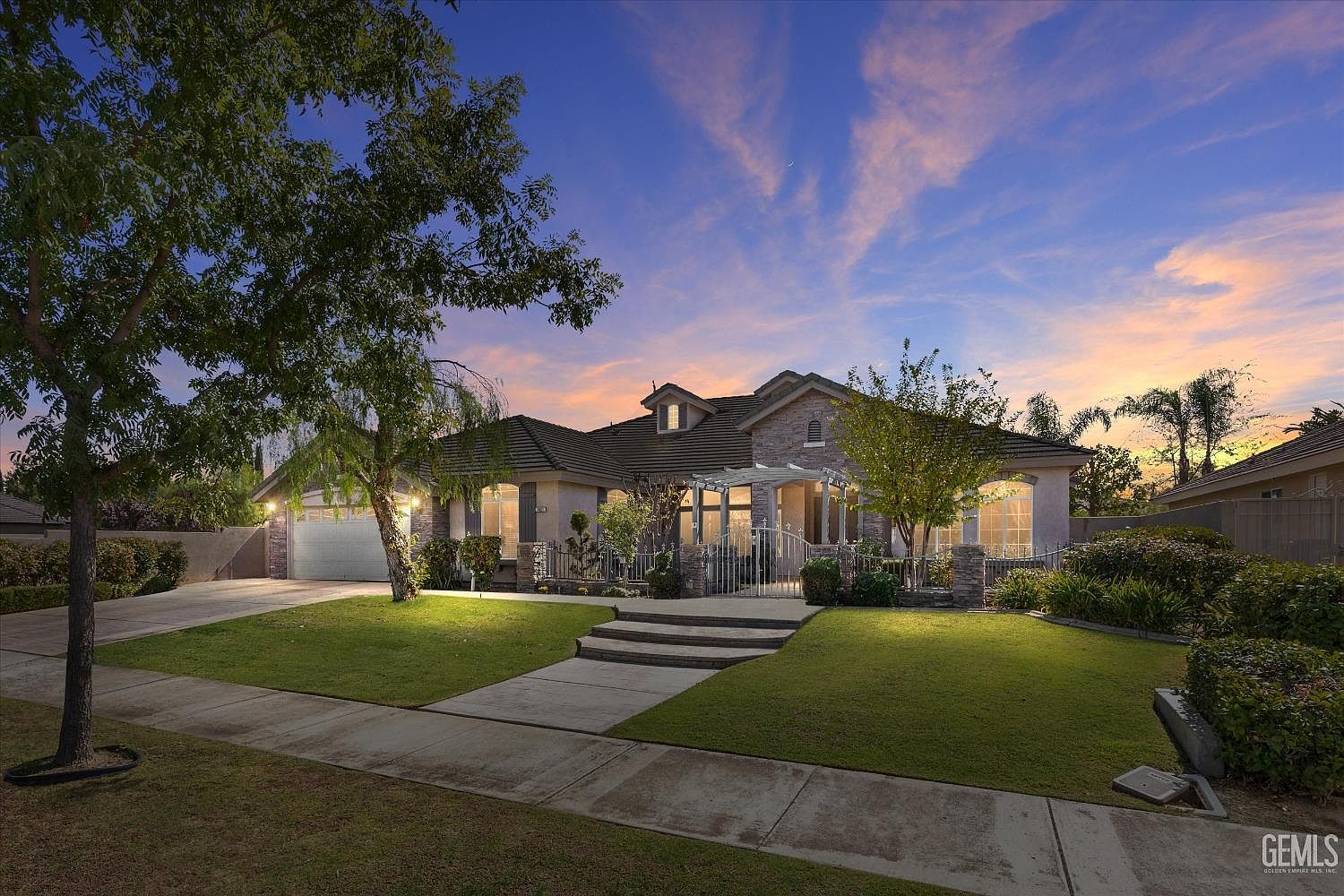 10821 Bardon Hill Dr, Bakersfield, CA 93312 | MLS #202310701 | Zillow