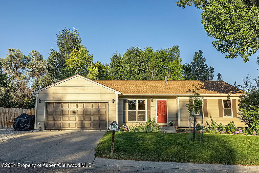 863 Finley Ln, Craig, CO 81625 | Zillow