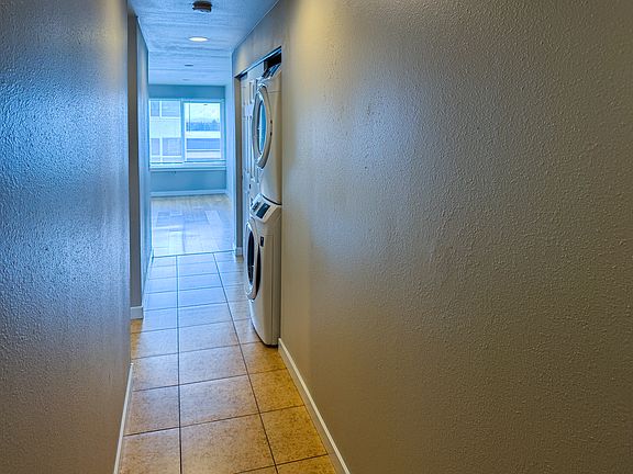 6314 34th Ave SW APT 302, Seattle, WA 98126 | Zillow