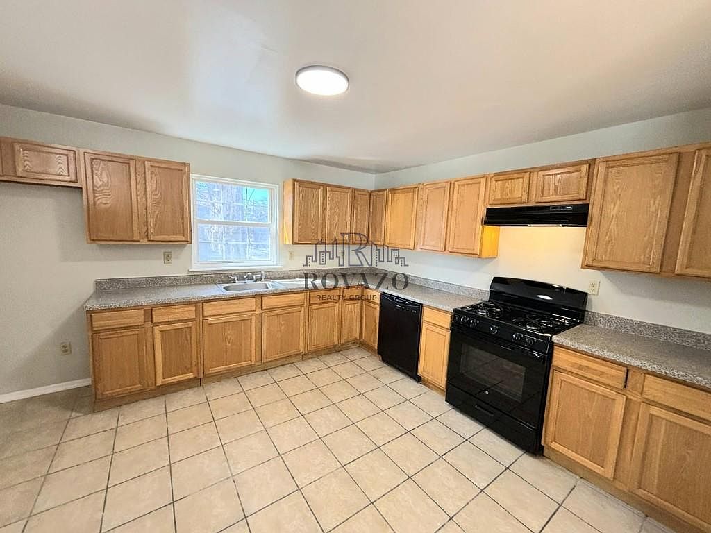 289 S 7th St #2C, Newark, NJ 07103 | Zillow