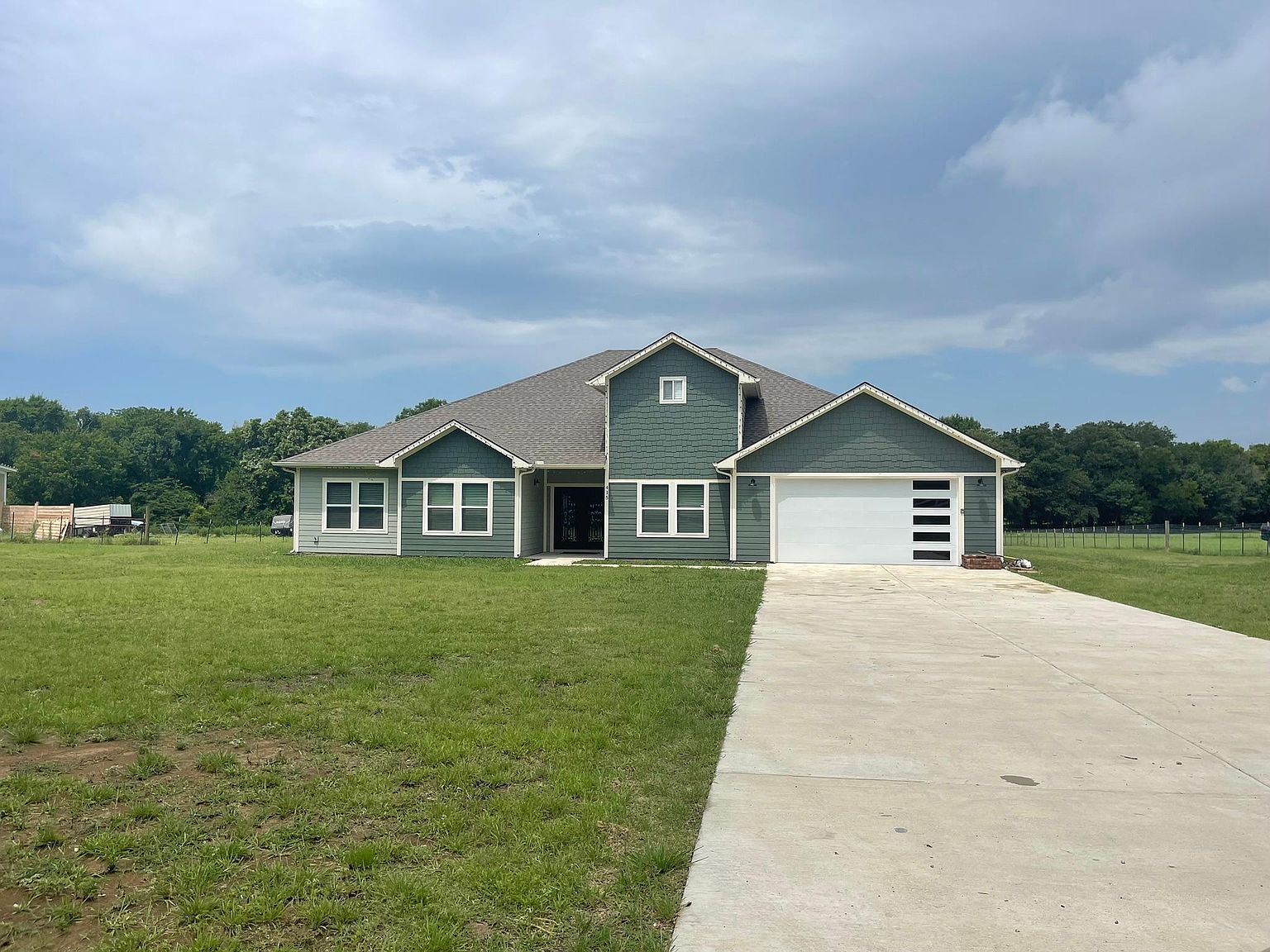 415 Rs County Rd, Pt, TX 75472 | Zillow