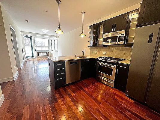 82-46 Kew Gardens Rd #4U, Kew Gardens, NY 11415 | Zillow