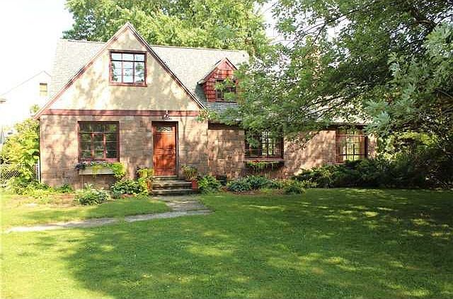 135 Devon Rd, Rochester, NY 14619 | Zillow