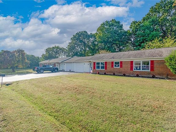 6786 Cypress Crest Dr, Hayes, VA 23072 | MLS #10506430 | Zillow